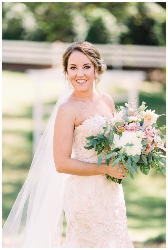 Charlotte, NC Vineyard Wedding | Lyddie and Bryan