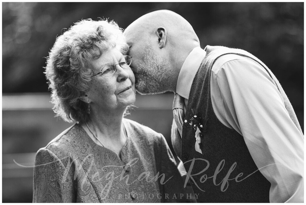 Mountain Outdoor Elopement photographer | Jennifer and Stacy